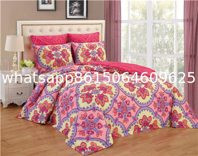 Printed Comforter Set 6pcs Reversible Bedding Set Floral Design King Size Pink color