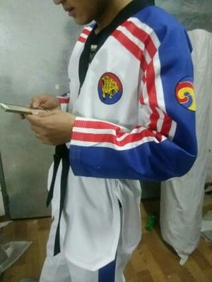 Custom high quality martial arts dobok taekwondo uniform for adult  WTF TKD uniform supplier