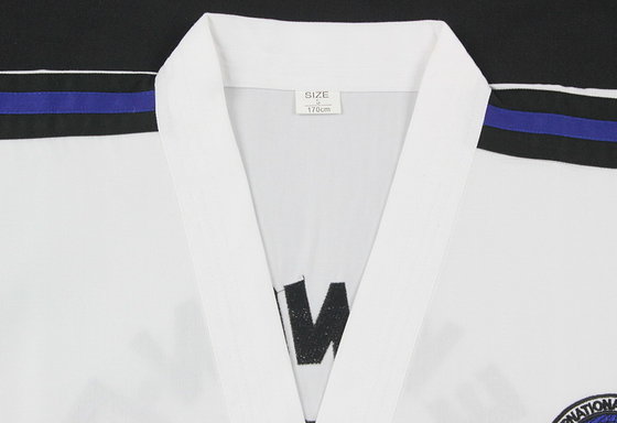 Custom white collar ITF master Taekwondo uniform blue strip ITF TKD uniform Taekwondo Gi for master 4-6 dan supplier