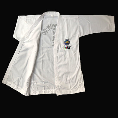 New ultralight facbric ITF taekwondo uniform white colour TKD uniform for kids taekwondo gi supplier