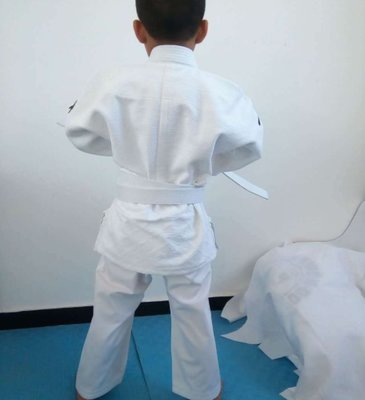 100% Cotton martial arts clothes white bjj gi Kimono judo uniforms Wholesale Bamboo cotton judo Uniforms supplier