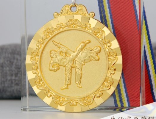 Custom taekwondo tae kwon do sport gold award souvenir medal with ribbon Karate/Judo/Kongfu Martial arts medals supplier