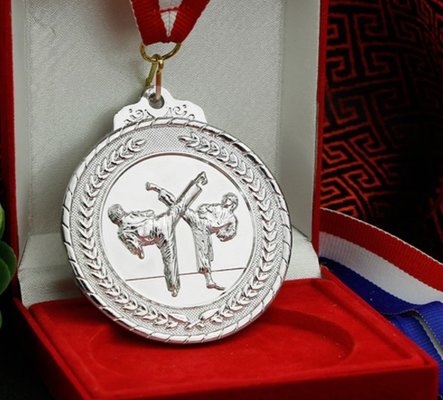 Custom taekwondo taekwon do sport gold award souvenir medal Karate/Judo/Kongfu Martial arts medals supplier