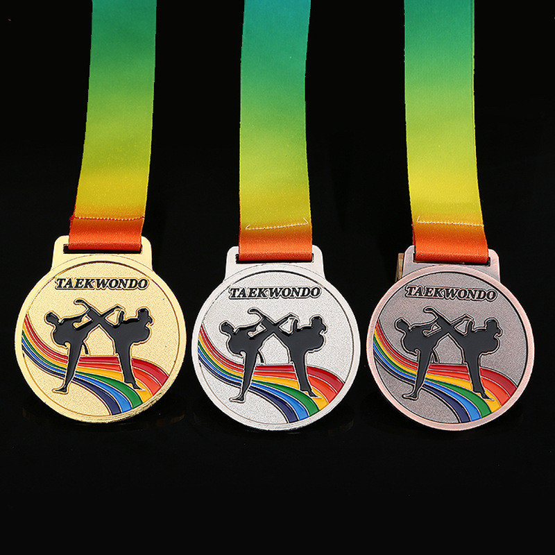 China supplier professional customised award zinc alloy sport medals custom die cast spin medals taekwondo/karate/judo supplier