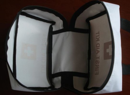 cheap price white color emergency first aid bag