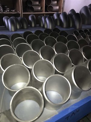 Factory products ASTM b363 titanium alloy grade 7 elbow for water dispenser
