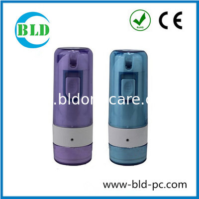 Rechargeable USB Charging Water Flosser Cordless 200ml Volume factory supply custom color,logo