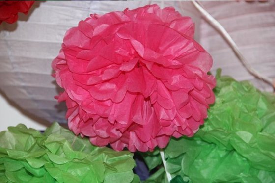 Hot selling Wedding Party Decoration Strips Tissue Paper Tassel pompoms graduation favor
