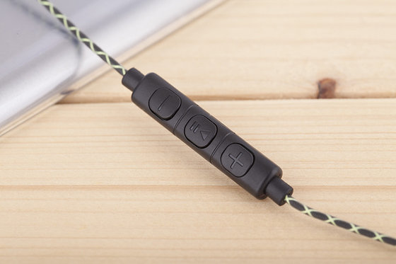 Oem Earphone with Mic and Self-timer,Round Wired Earphone for XIAOMI,HUAWEI Mobile Phone