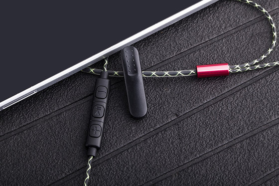 Oem Earphone with Mic and Self-timer,Round Wired Earphone for XIAOMI,HUAWEI Mobile Phone