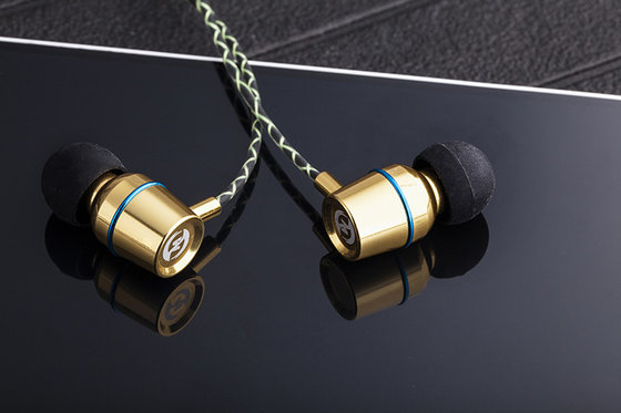 Selfie earphone with mic for Iphone best quality for iphone / samsung