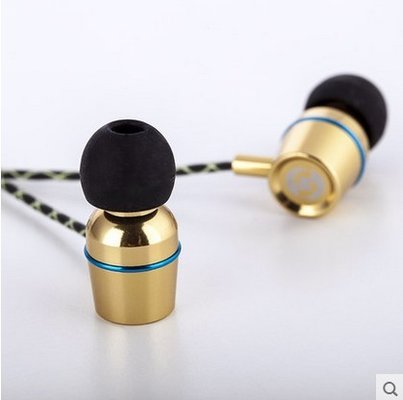 high quality Nice Magnet metal in-ear sport bass with mic for iphone&Android metal earphone with mic
