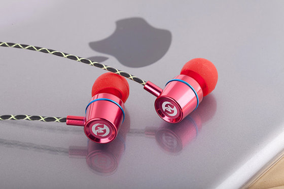 Selfie earphone with mic for Iphone best quality for iphone / samsung