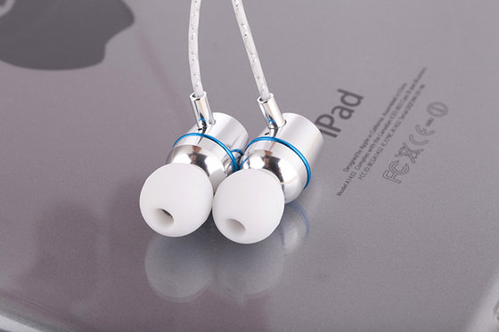 Selfie earphone with mic for Iphone best quality for iphone / samsung