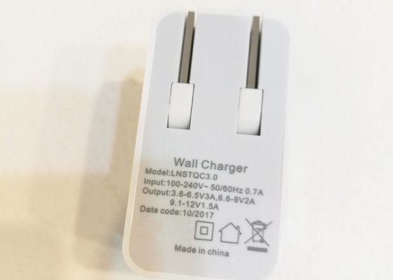 QC3.0 One Port Quick Charge Wall Charger 3A 2A 1.5A Compatible with Smart Phone