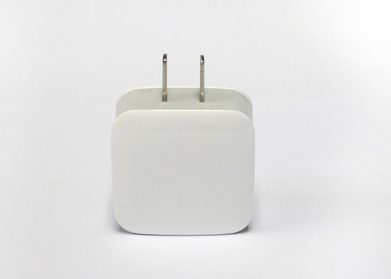 White Dual Port Wall Charger Adapter With EU / US Plug For Mobile / Electronics