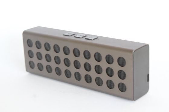 1200 MAh 5V Metal Bluetooth Speaker With Stereo Function / CE Certificated outdoor portable wireless speakers