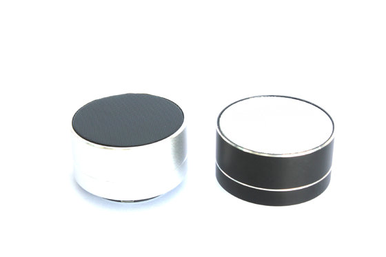 Outdoor Mini Bluetooth Bass Wireless Speakers DC 5 V 3 Watt Support Memory Card