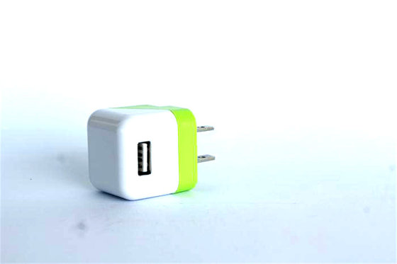 Universal USB AC DC Wall Mount Adapter 1.1A Travel / Home With Metal Case