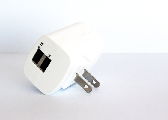 White Single Port Wall Charger Adapter Portable For Travel With Metal Case