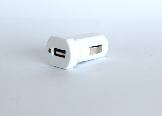USB Mini Universal Car Charger 1.1A 5V High Speed 12V - 24V DC White Color