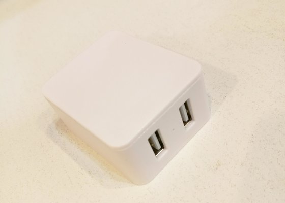 5V / 2.1A Dual Usb Wall Charger With Laser Engraved Logo US Plug Type
