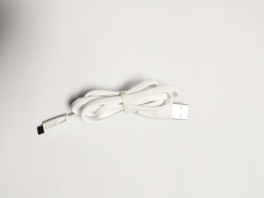 5W Wireless Cell Phone Charger Samsung / Iphone Charging Pad