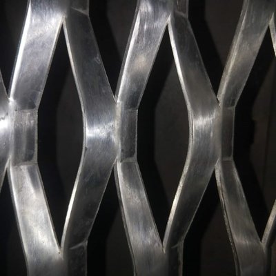 Powder Coated Decorative Aluminium Expanded Metal Mesh for Claddings, Tiles and Facades