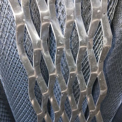 Powder Coated Decorative Aluminium Expanded Metal Mesh for Claddings, Tiles and Facades