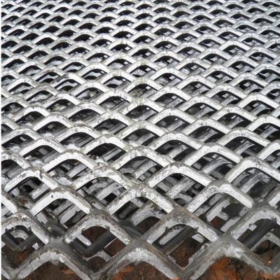 Anti-Corrosion Hot Dipped Galvanized Expanded Metal Mesh Gratings for Walkway Mesh