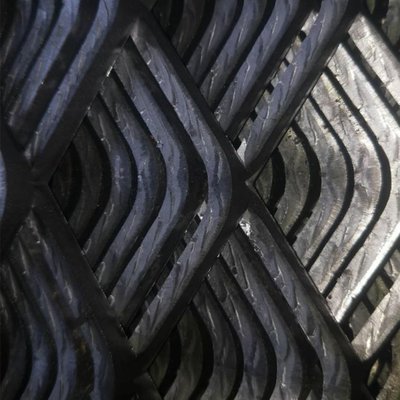 Standard Type Commonly Used Low Carbon Steel Expanded Metal Mesh China Factory