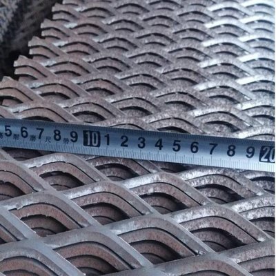 Standard Type Commonly Used Low Carbon Steel Expanded Metal Mesh China Factory