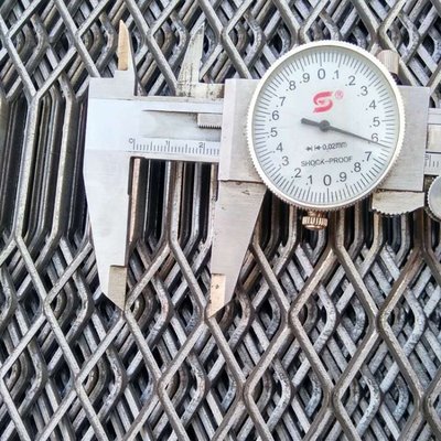 Galvanized Gothic Mesh Expanded Metals Sheets for Decoration and Fencing