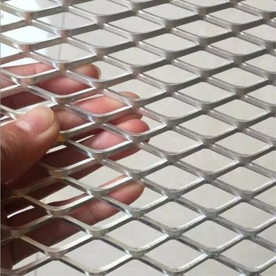 Standard Raised Expanded Metal Wire Mesh Factory