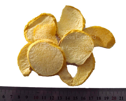 Freeze Dried Peach Chips green and safe Chinese instant fruit Nothing Added