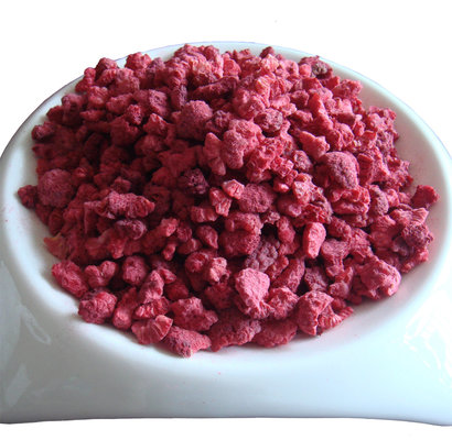 GMP factory supply Top Grade Freeze Dried Fruit Snack Dried Raspberries Granule Healthy berries 2-6mm