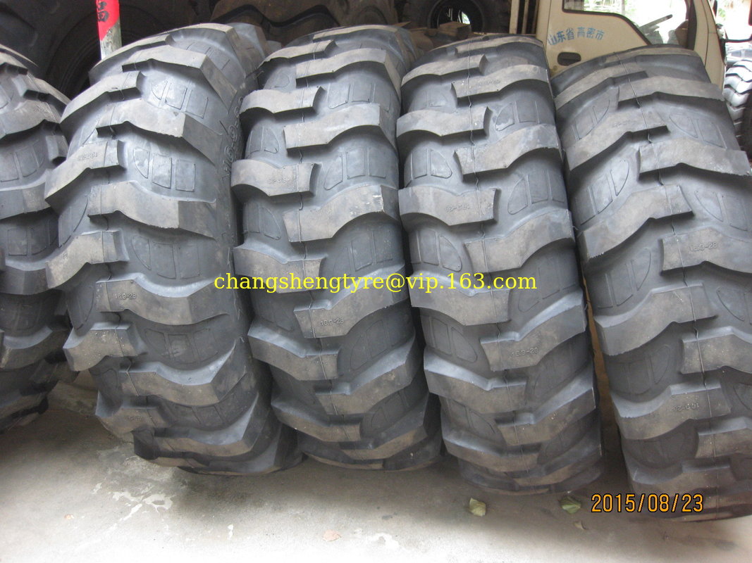 16.9-28 17.5L-24industrial tyre for China good performance backhoe tires R4 parrent