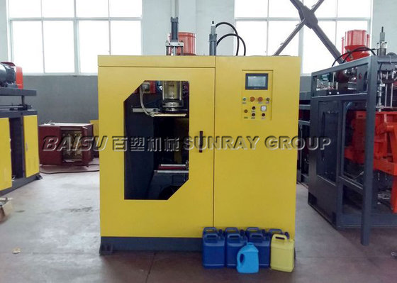 Single Station Plastic Bottle Blow Moulding Machine With 2 Pneumatic Cylinders SRB65-1