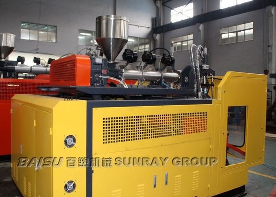 High Efficiency Automatic PE Plastic Bottle Blow Molding Machine 1100 Pcs / Hour