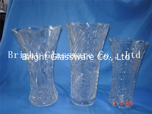 Custom beautiful design glass vase for wholesale
