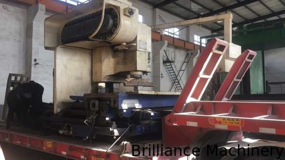 2003 Doosan MILLAC-80V Machine center, vertical