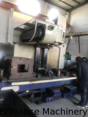 2003 Doosan MILLAC-80V Machine center, vertical