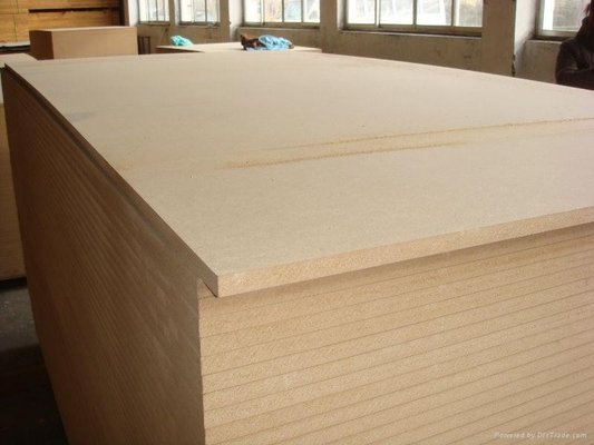 Hardwood Plain 2mm MDF  E1 / E2 / CARB High Density for Display Cabinet 1220x2440