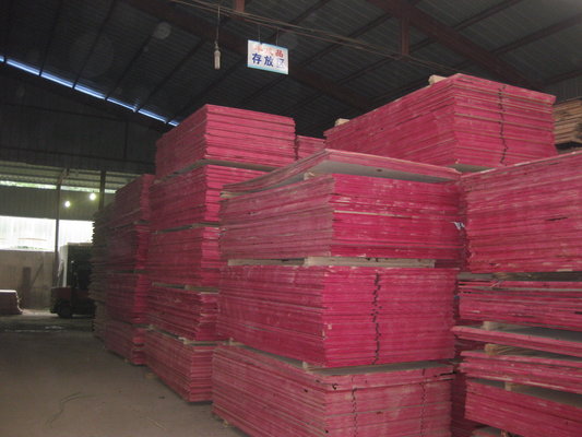 Phenolic Marine Plywood / Black or Brown Film Faced Plywood with Poplar and Hardwood