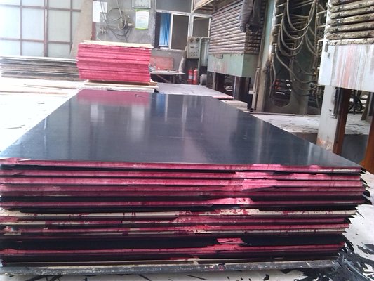 Phenolic Marine Plywood / Black or Brown Film Faced Plywood with Poplar and Hardwood