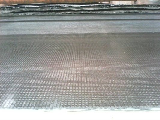 Two Hot-press Brown Film Faced Plywood with Brown Anti-skidding Film 1220x2440