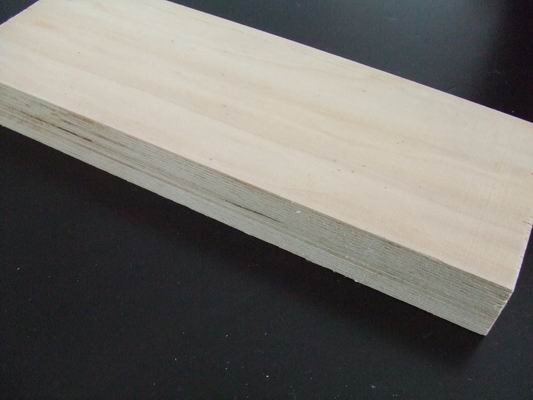 High Strength Laminated Veneer LVL Lumber Flexible 10 - 100mm For Furniture