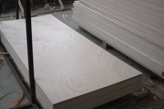 Poplar Door Commercial Plywood E2 Glue , furniture grade plywood
