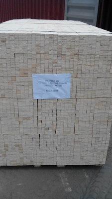 Pine Hardwood LVL Lumber , Laminated Veneer Lumber Beams for Bed Slats