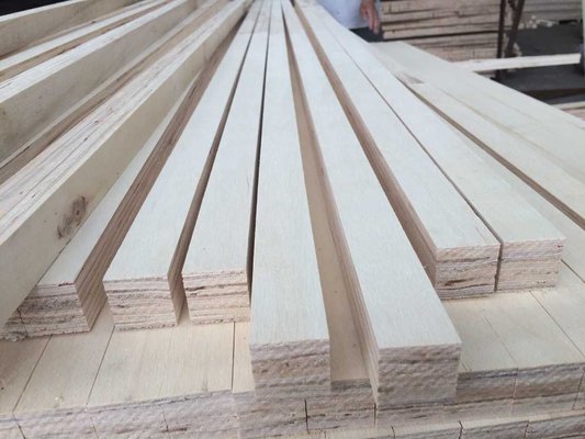 Sanding LVL laminated veneer Lumber 1980mm x 32mm x 31.7mm